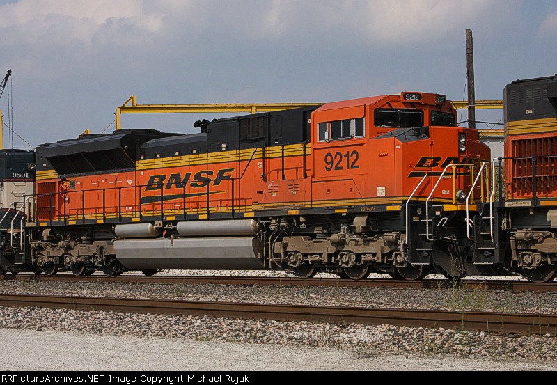 BNSF 9212